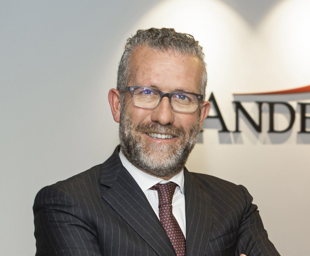 J.V. Morote es reelegido miembro del Comité Global | E&J