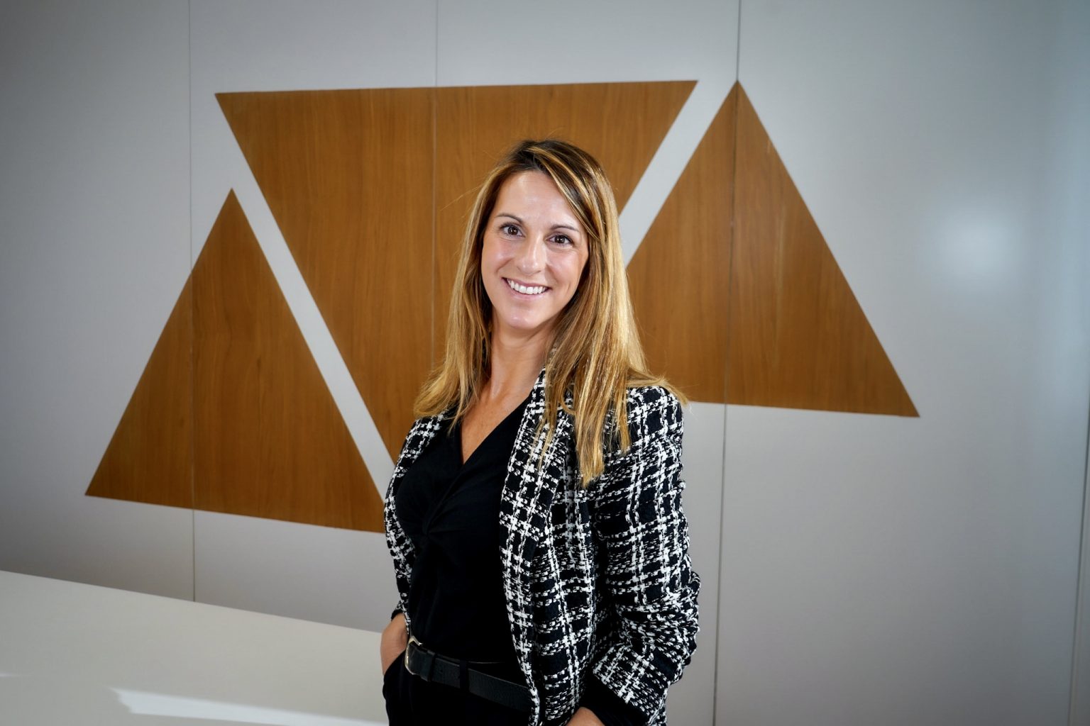 Se aprueba la directiva NIS2 y el reglamento DORA | E&J