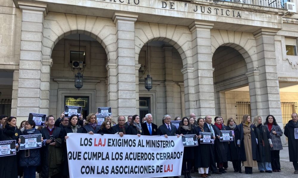 La huelga de los LAJ se reactiva cuando se cumple una semana de ...