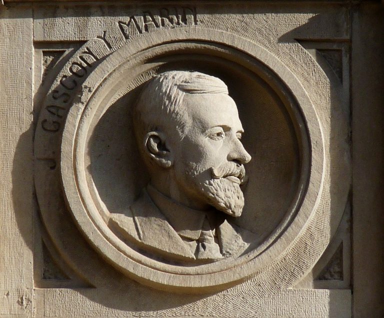 Nace el jurista experto en Derecho Administrativo José Gascón y Marín | E&J